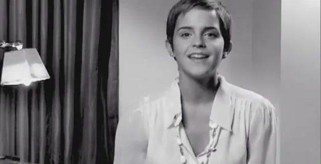 Emma Watson to Fans: Happy Christmas! - The Hollywood Gossip