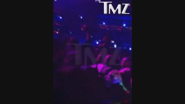Lil Wayne Makes it RAIN at Da Club - The Hollywood Gossip