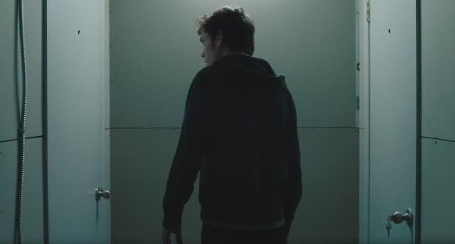 Fright Night Movie Review: Scary Good Fun! - The Hollywood Gossip