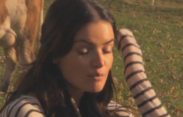 The Bachelor Sneak Peek: Courtney Robertson Pretends to Come Clean, Be ...