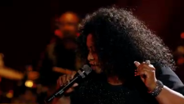 The Voice Battle Round: Kim Yarbrough vs. Whitney Myer - The Hollywood ...