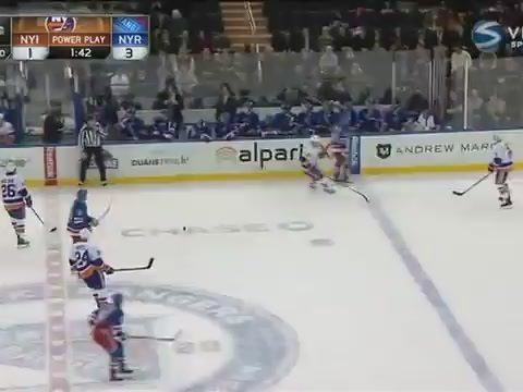 Hockey Reporter Hit in the Face With Puck, is Totally Unfazed - The ...