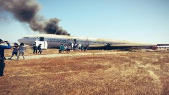 San Francisco Plane Crash Leaves 2 Dead, Many Injured - The Hollywood ...