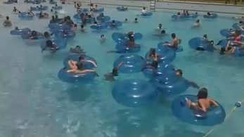 Amazing Lifeguard Rescue Captured By Wavepool Camera - The Hollywood Gossip