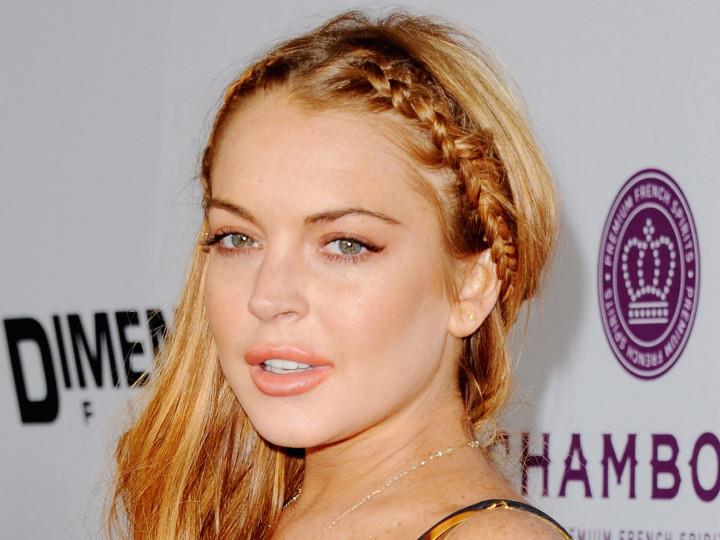 Lindsay Lohan Wears Short Shorts, Shows Sober Glow in NYC - The ...