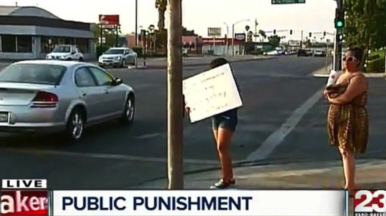 Mother Publicly Shames Daughter For Twerking At School Dance The