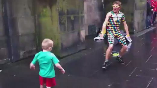 Little Kid Dances With Street Performer, Puts on Terrific Show - The ...