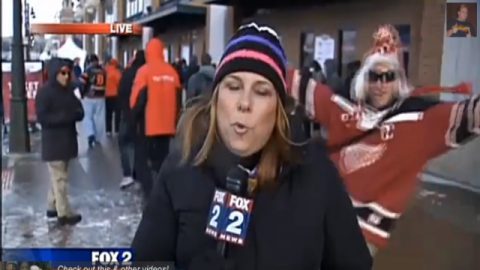 Red Wings Fan Tries, Miserably Fails to Photobomb Reporter - The ...