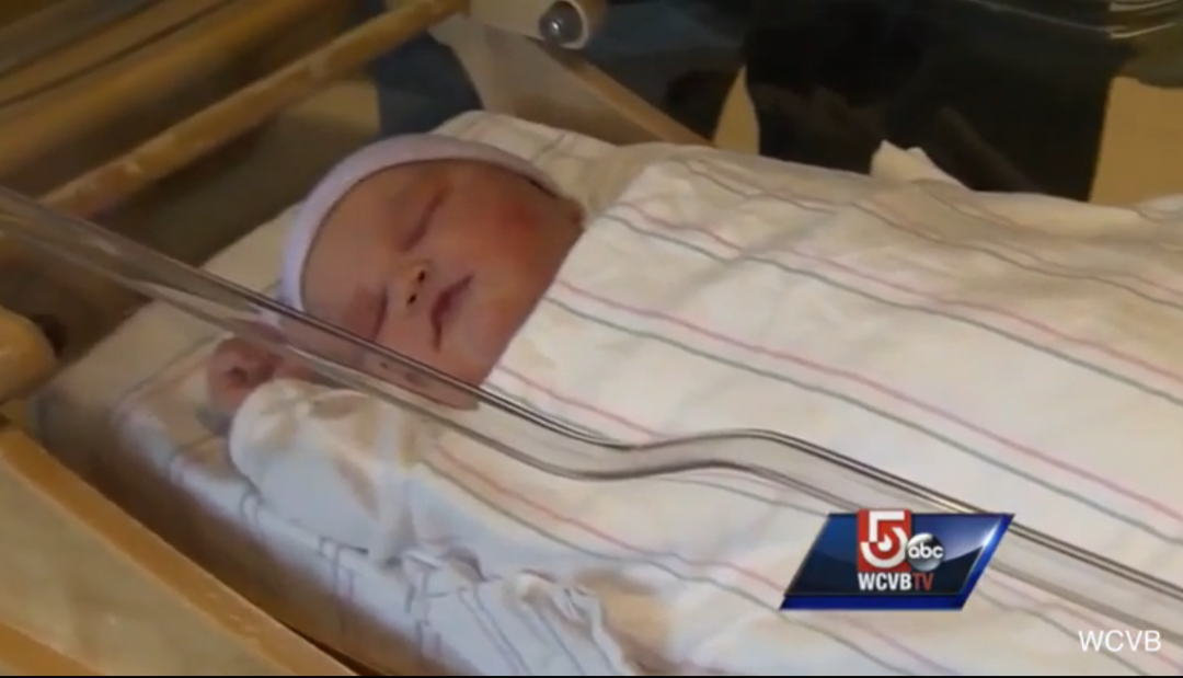Huge Baby Born in Massachusetts: 14.5 Pounds!!! - The Hollywood Gossip