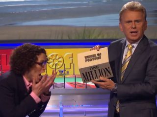 Sarah Manchester Wins $1 Million on Wheel of Fortune: Watch Her ...