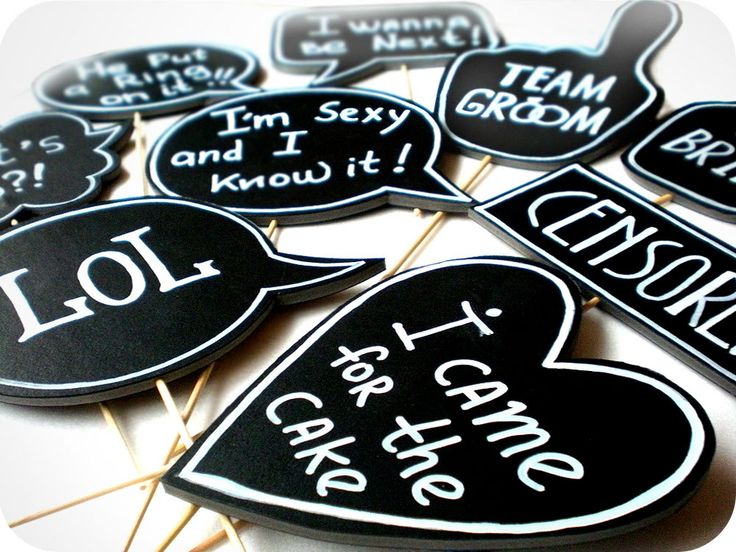 17 Awesome Wedding Signs - The Hollywood Gossip