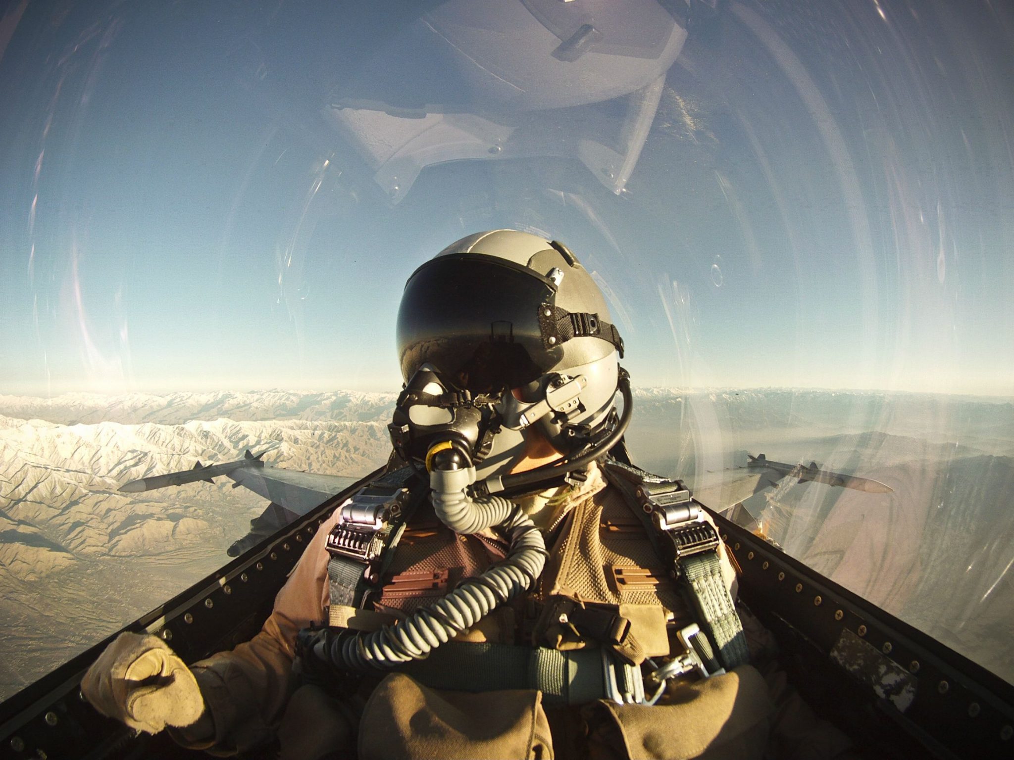 Fighter Jet Pilot Selfies - The Hollywood Gossip