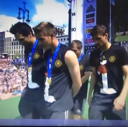 German Soccer Team Presents World Cup, Shows Off Epic Dance Moves ...
