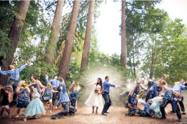 15 Hilarious Wedding Photos - The Hollywood Gossip