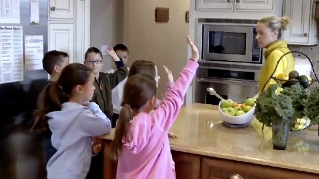 Kate Plus 8 Preview - The Hollywood Gossip