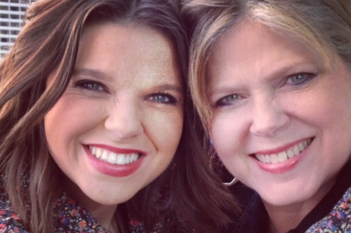 Amy and Deanna Duggar - The Hollywood Gossip