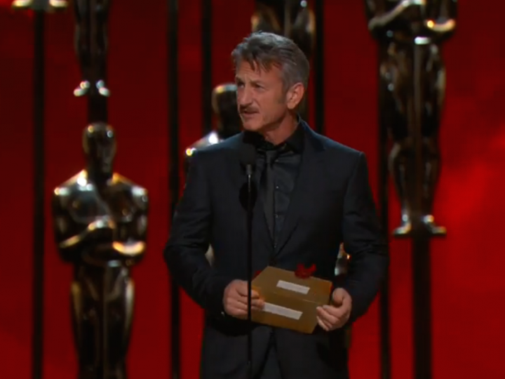 Sean Penn SLAMMED for "Green Card" Oscars Joke: Should He Apologize ...