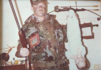 23 Awesomely Awkward Dad Photos - The Hollywood Gossip