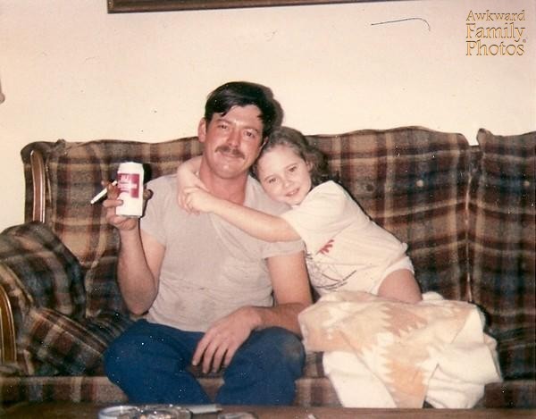 23 Awesomely Awkward Dad Photos - The Hollywood Gossip