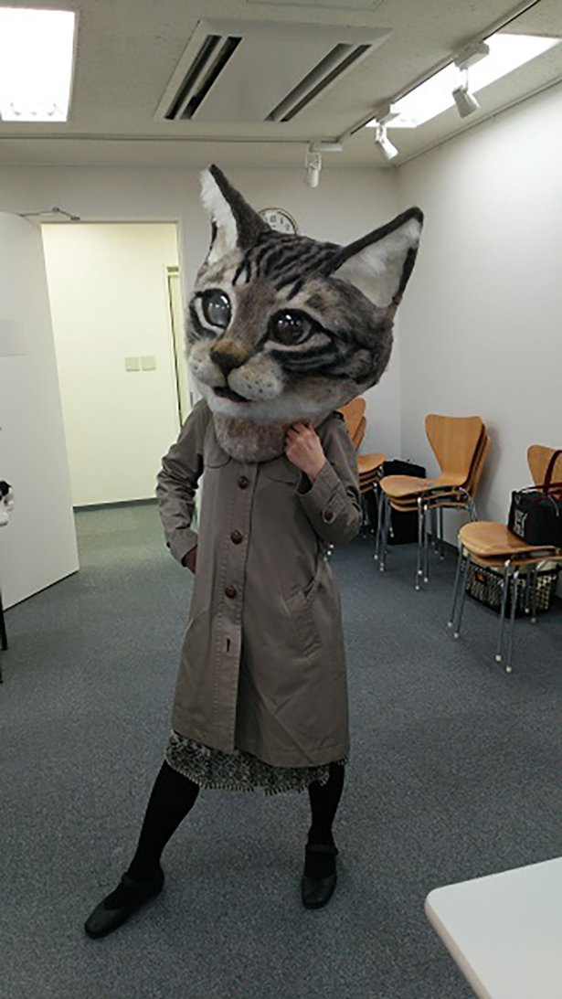 Lifelike Cat Mask is Here to Haunt Your Nightmares! - The Hollywood Gossip