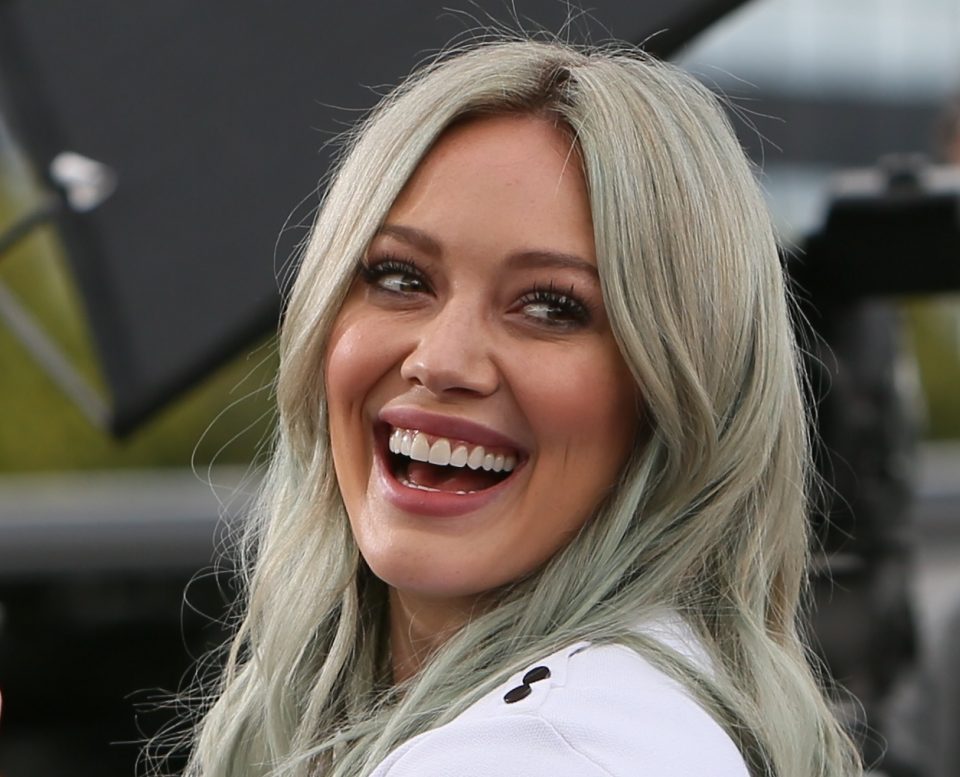 Hilary Duff Confirms: I'm on Tinder! - The Hollywood Gossip