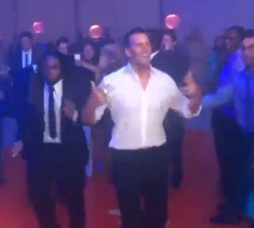 Tom Brady Dances at Super Bowl Ring Party - The Hollywood Gossip
