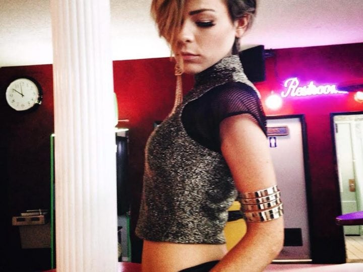 Cady Groves: "Desperate" to Talk to Blake Shelton, Source Says - The ...