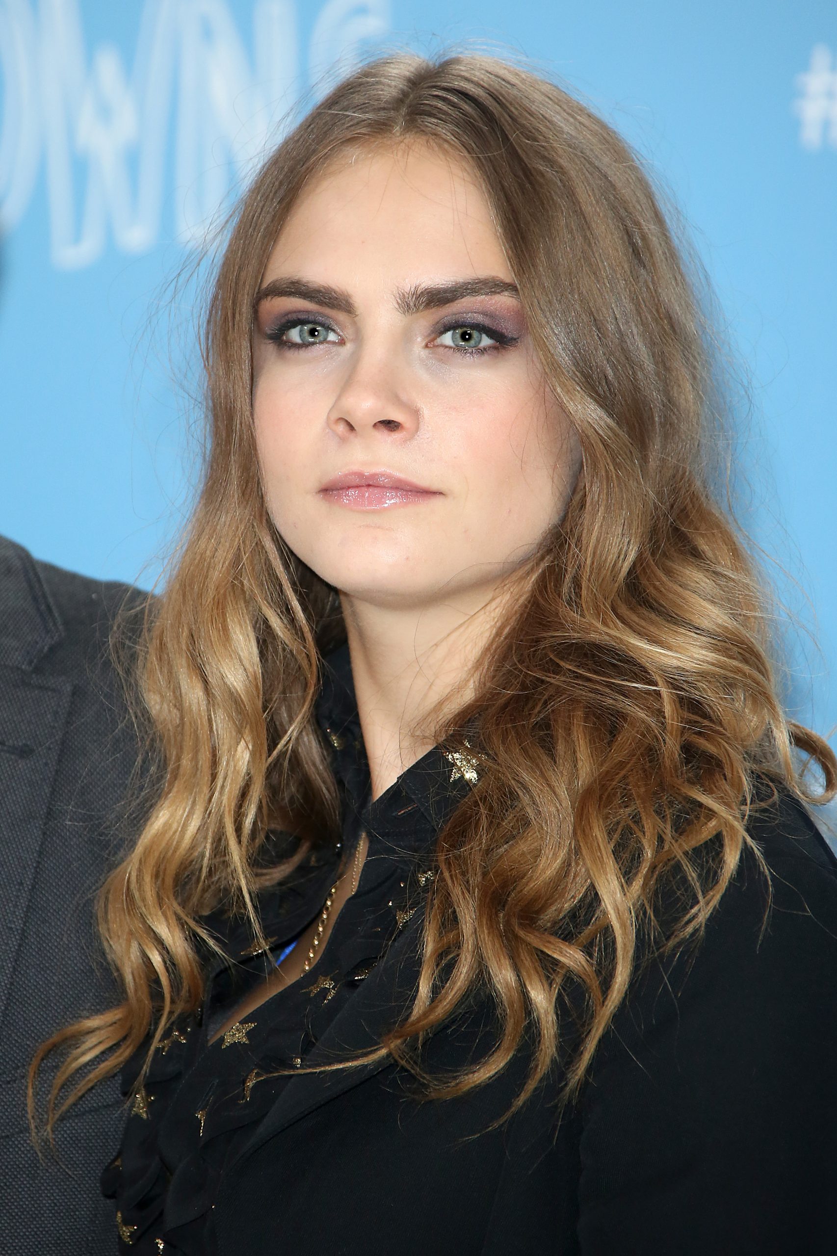 Cara Delevingne My Biuality Is NOT A Phase The Hollywood Gossip