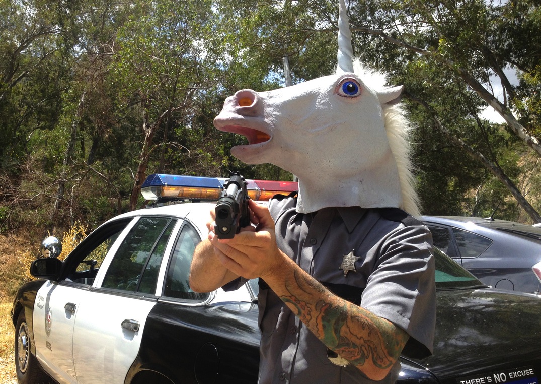 Man Calls 911 to Report Insane, Knife-Wielding Unicorn Chasing Man ...