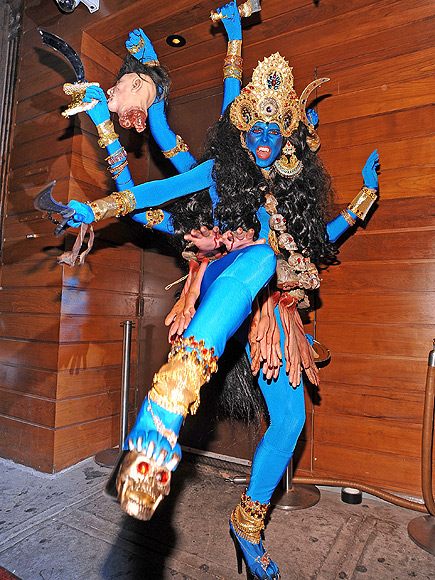 19 Times Heidi Klum Won Halloween - The Hollywood Gossip