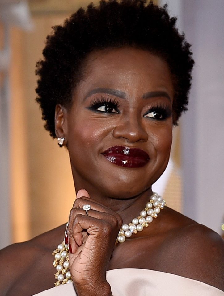 12 Celebrities Who Let Their Natural Hair Fly - The Hollywood Gossip