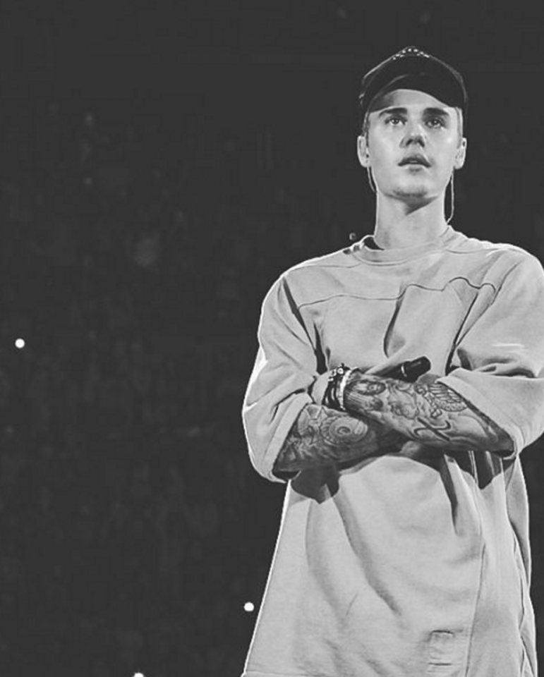 Justin Bieber Crying - The Hollywood Gossip