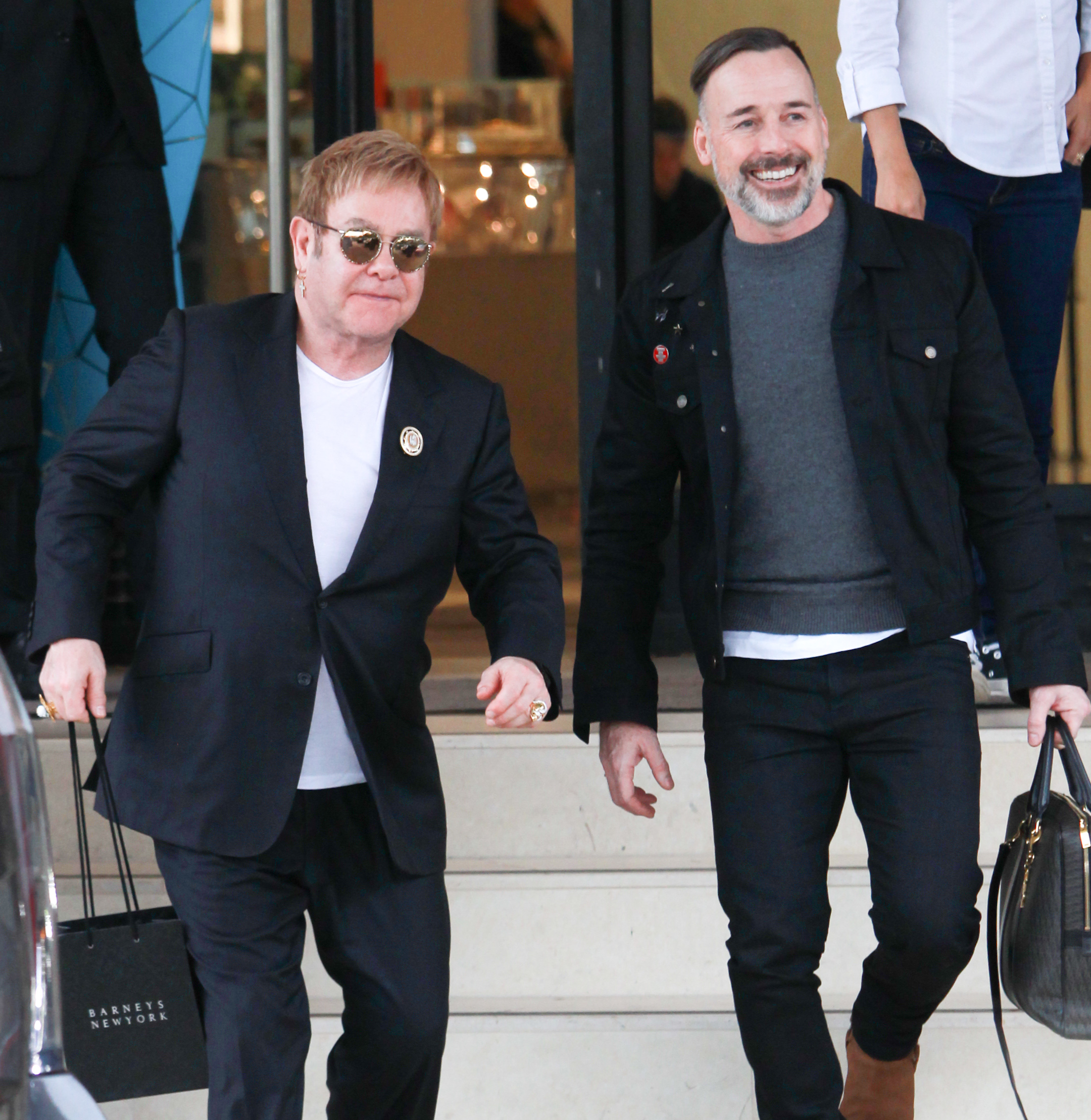 Chris Hemsworth, Corey Gamble & More: Star Sightings 12.23.2015 - The ...