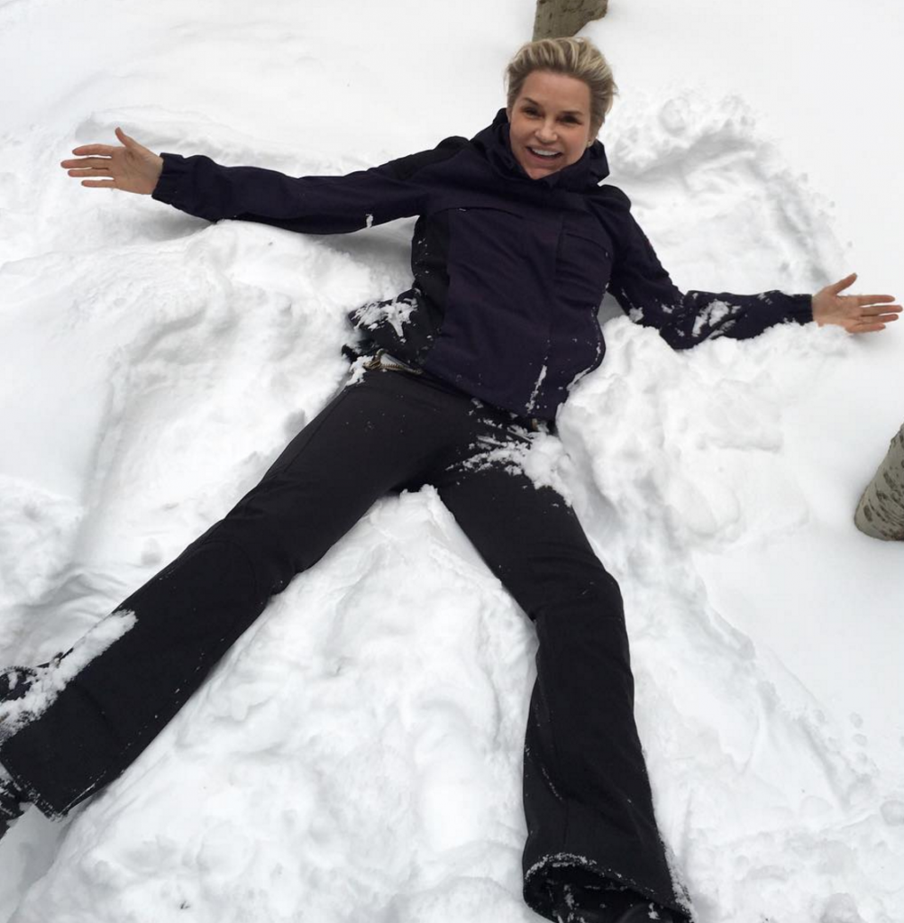 Yolanda Foster Makes a Snow Angel - The Hollywood Gossip