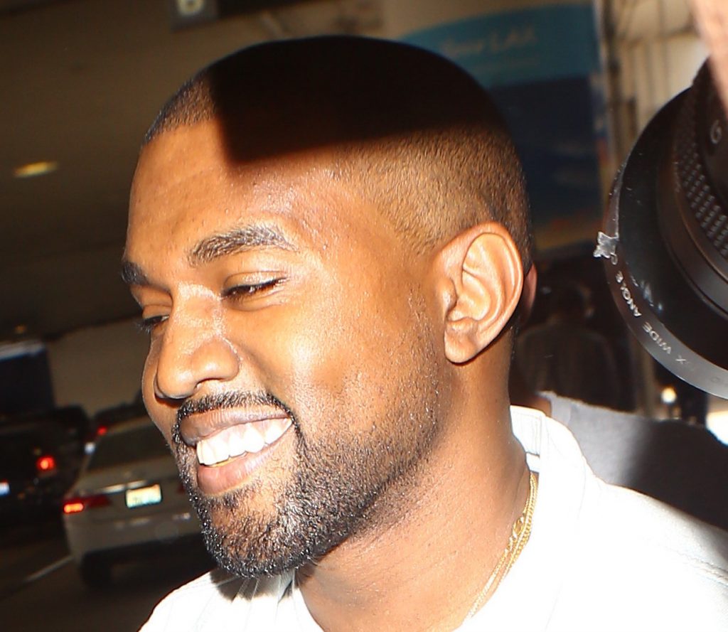 Kanye Smiling! - The Hollywood Gossip