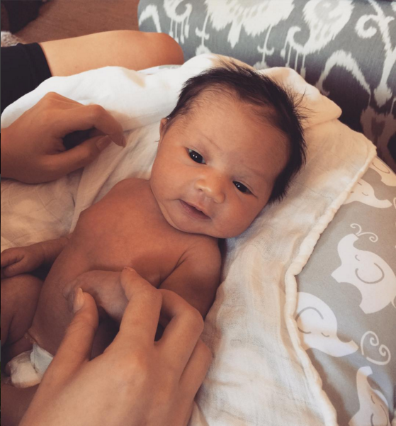 John Legend Shares First Face Pic of Daughter, and She's Beautiful ...