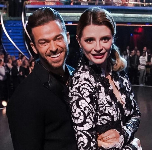 Mischa Barton and Artem Chigvintsev - The Hollywood Gossip Mischa Barton and Artem Chigvintsev - The Hollywood Gossip
