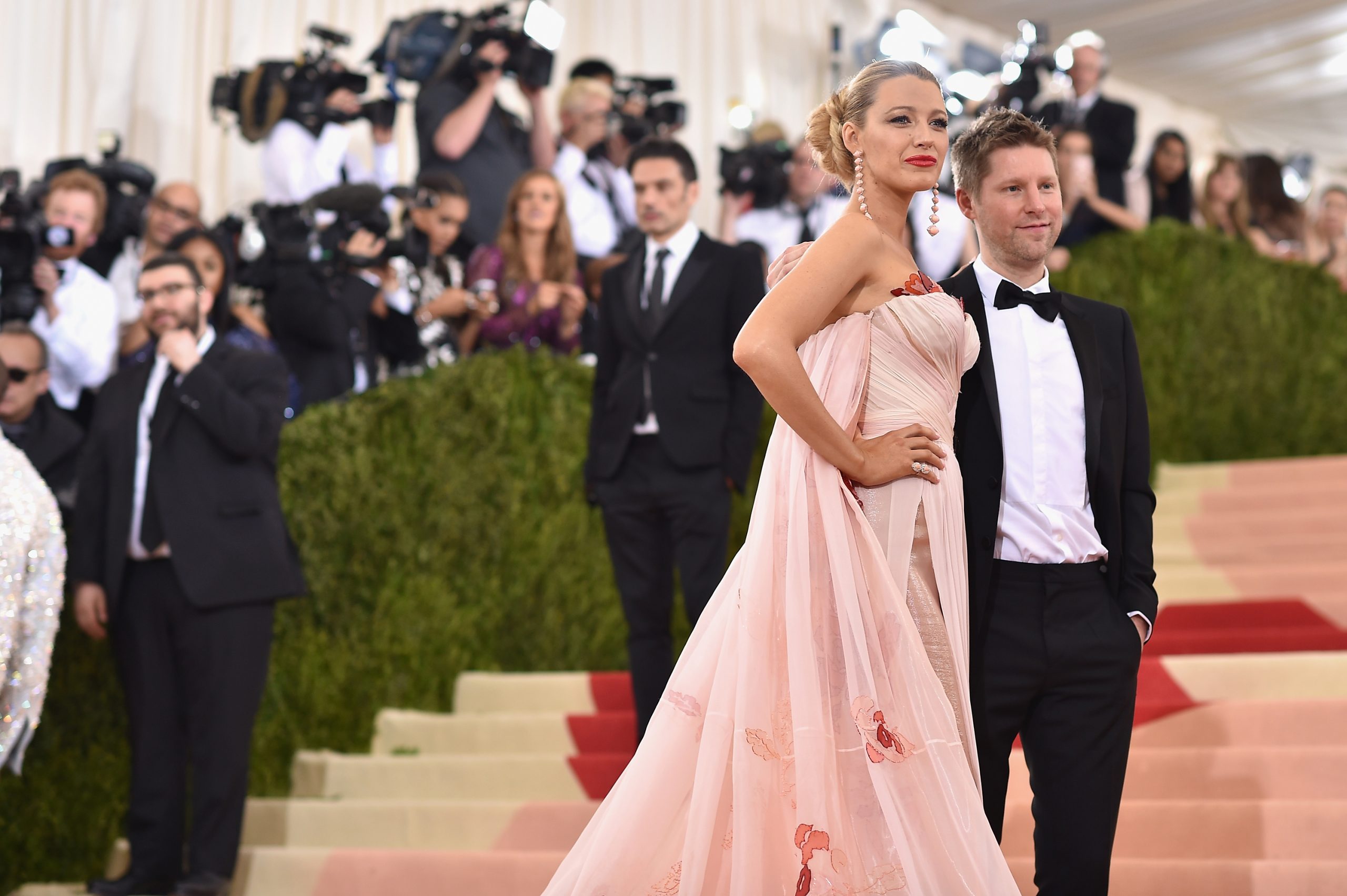 Blake Lively: Hiding Baby Bump Under Met Ball Gown?