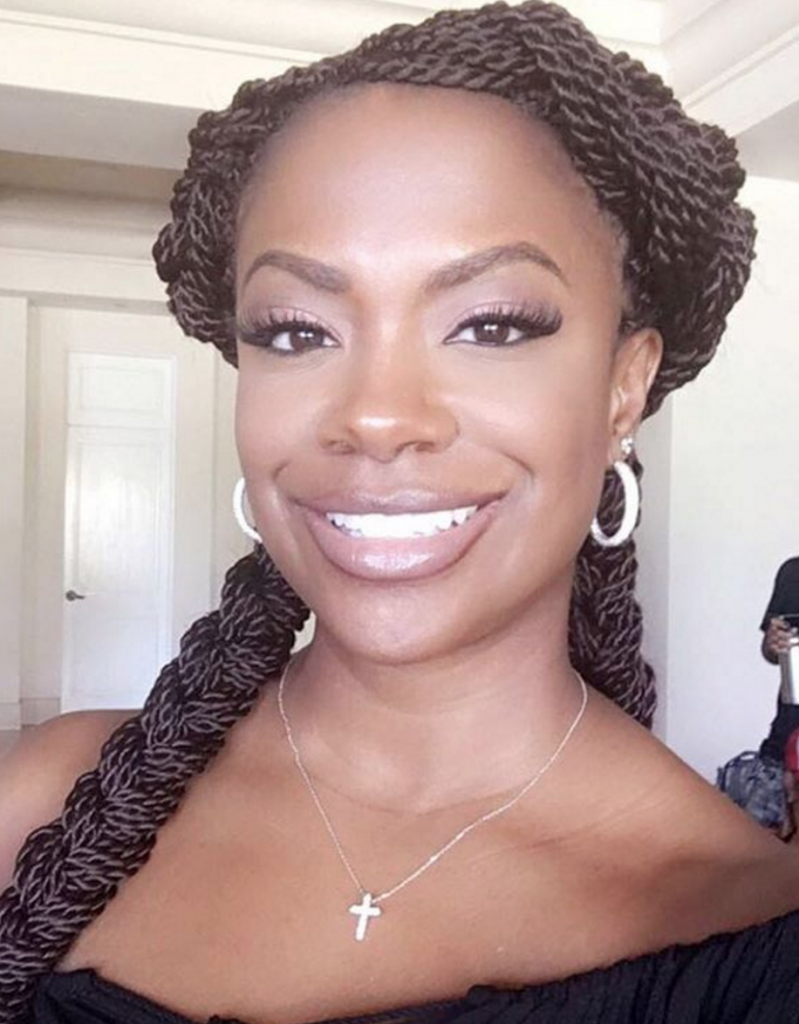 Kandi Burruss Kicked Off Airplane, Rants On Instagram - The Hollywood ...