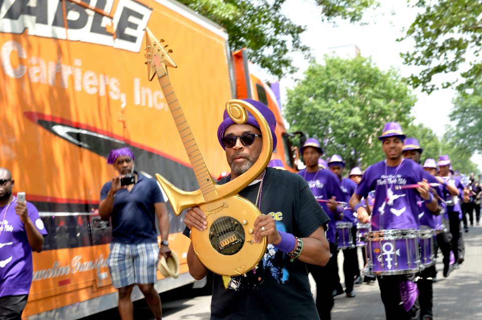 Spike Lee Tries, Fails to Honor Prince at 2016 BET Awards
