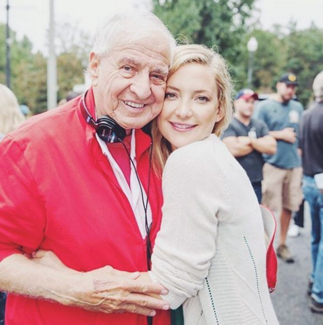 Kate Hudson Pays Tribute To Garry Marshall, Makes Us Cry - The ...