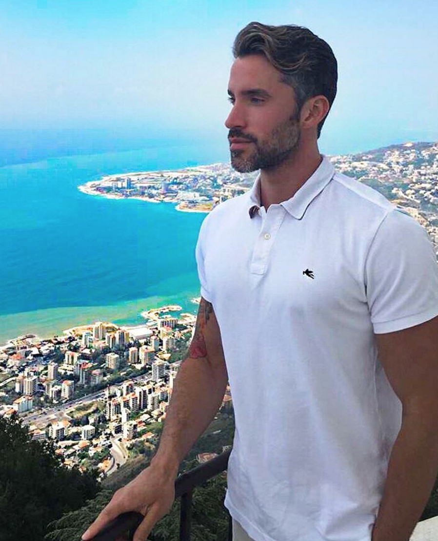 Robert Sepulveda: Meet the First Gay Bachelor! - The Hollywood Gossip