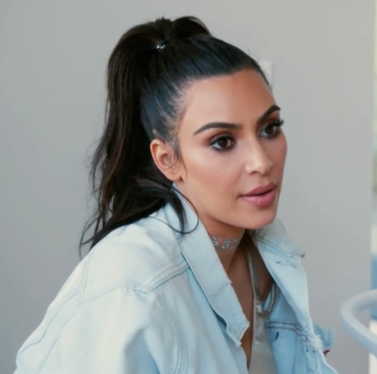 Kim Kardashian RETURNS TO FACEBOOK, Updates Profile Pic