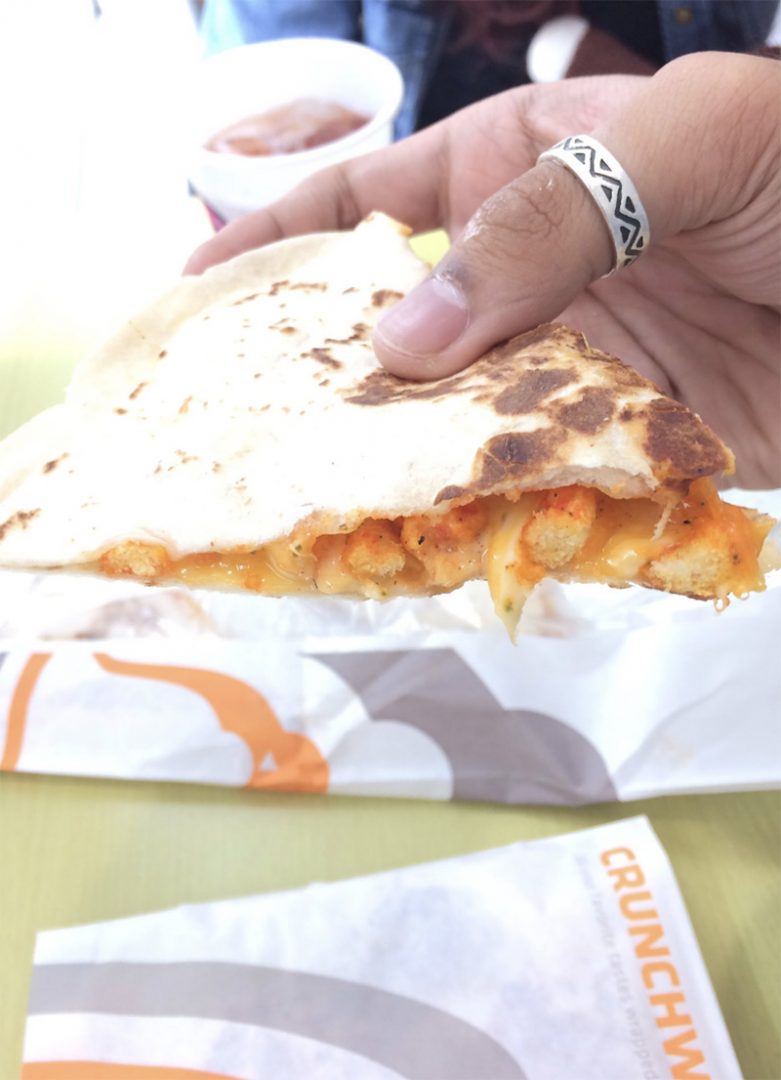 Taco Bell Cheetos Quesadilla Takes Snack Time to Another Level - The ...