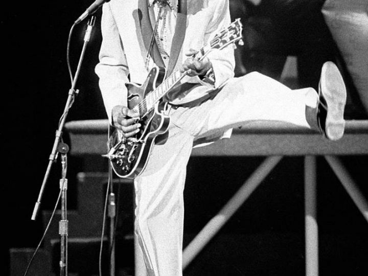 chuck b - The Hollywood Gossip