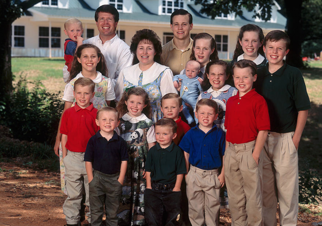 Duggar Family Photos: Then & Now! - The Hollywood Gossip
