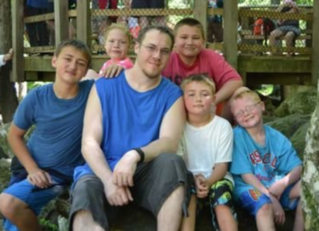 DaddyOFive Parents Lose Custody of Kids After Horrifying Prank Videos ...