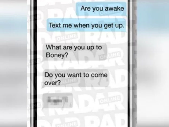 Bad Text - The Hollywood Gossip