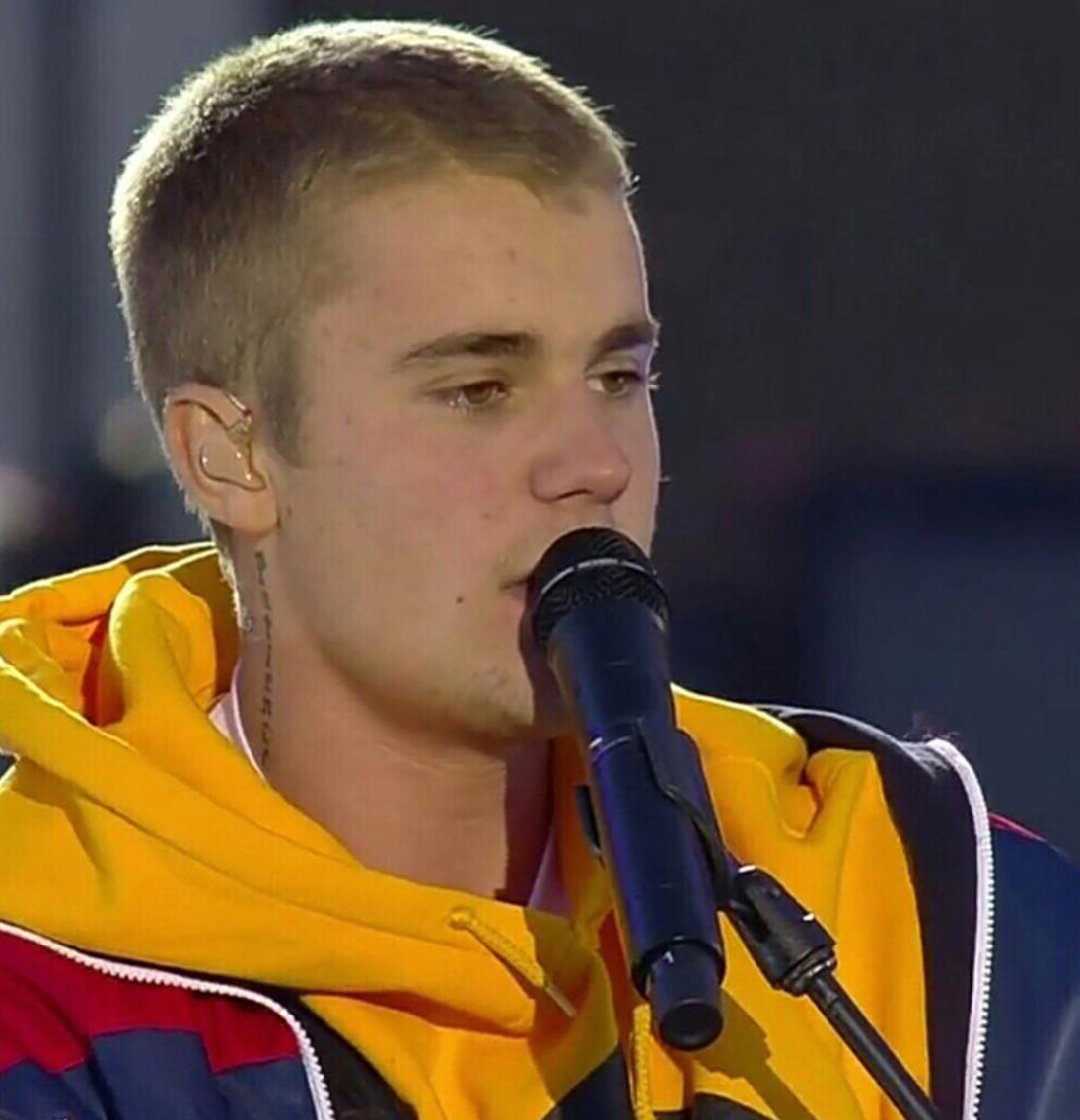 Justin Bieber in Manchester, England - The Hollywood Gossip