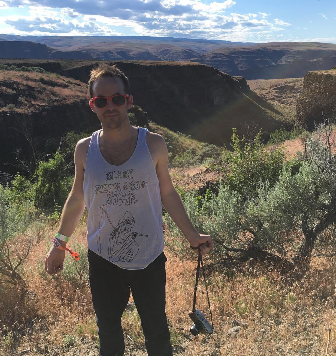 Gavin Russom On a Hill - The Hollywood Gossip